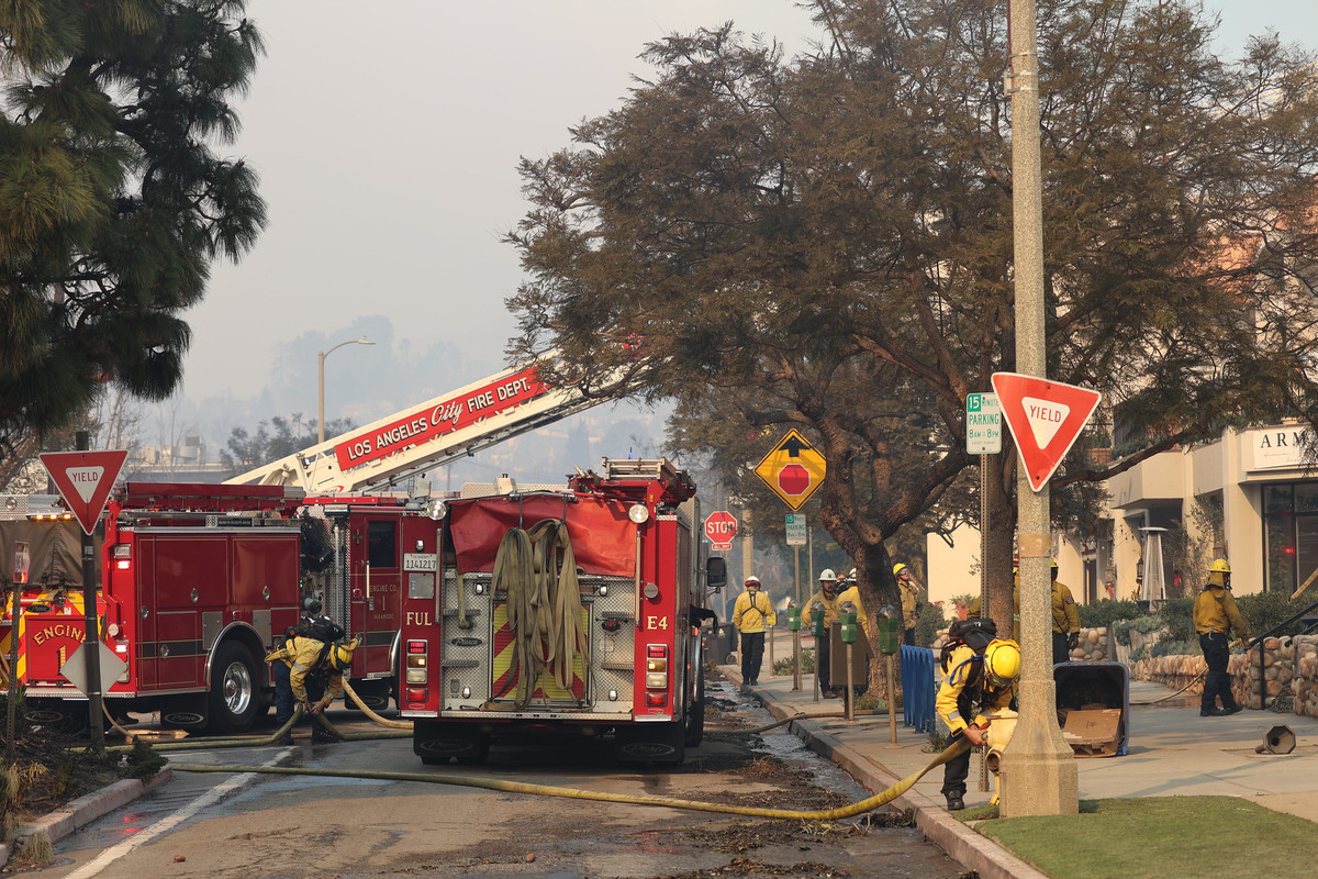 LA Wildfire Recovery Controversy: Salary Backlash | Los Angeles Magazine